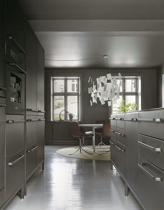 my scandinavian home: A striking black and white Danish home