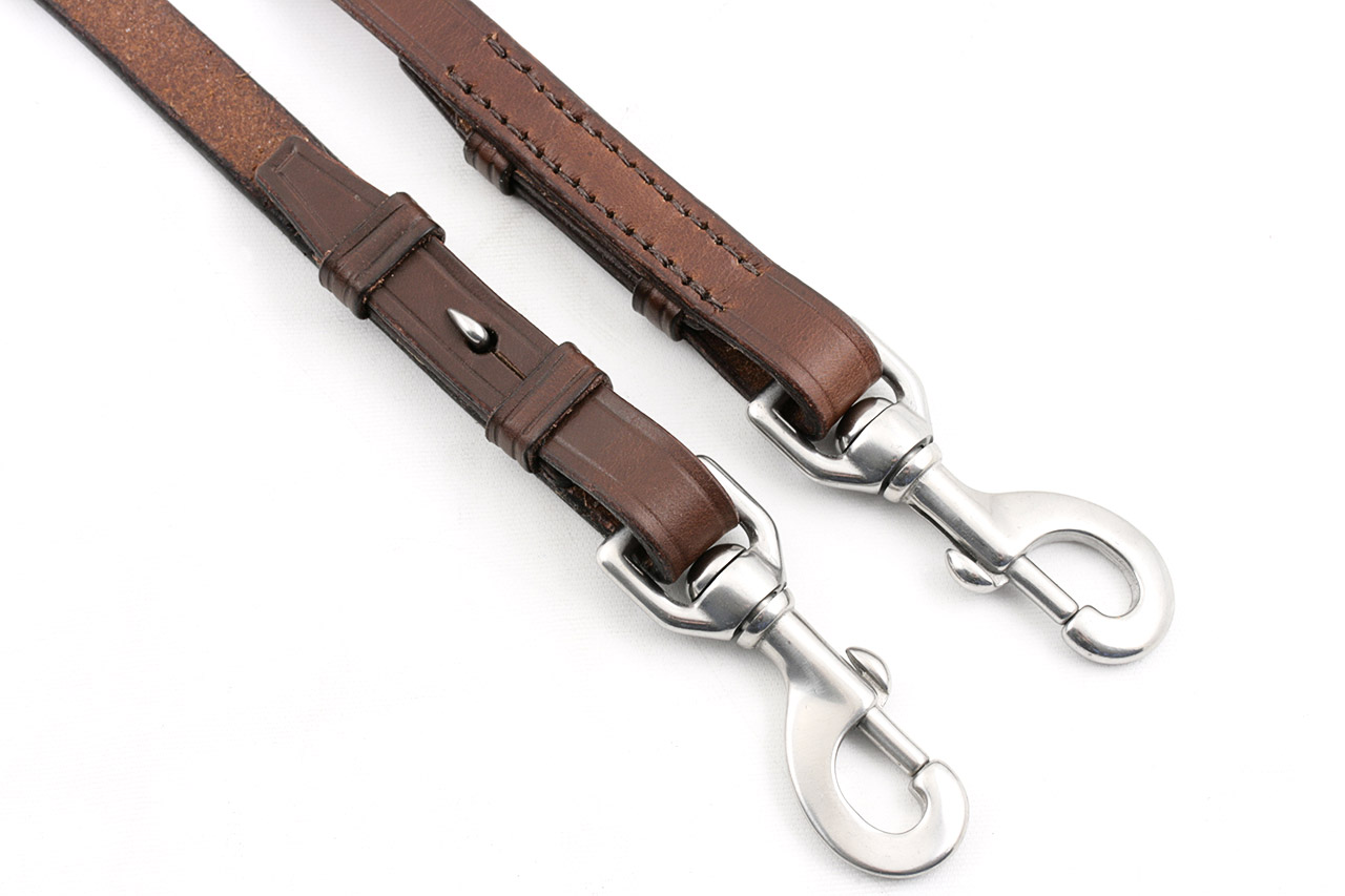 Collari foderati e guinzagli a redine abbinati