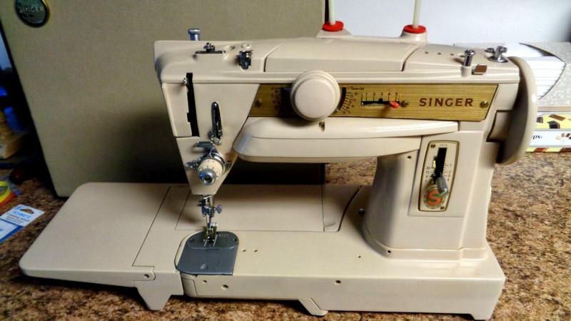 Still Stitching - Vintage Sewing Machines: (Profile) Bob Riedel & The Girls