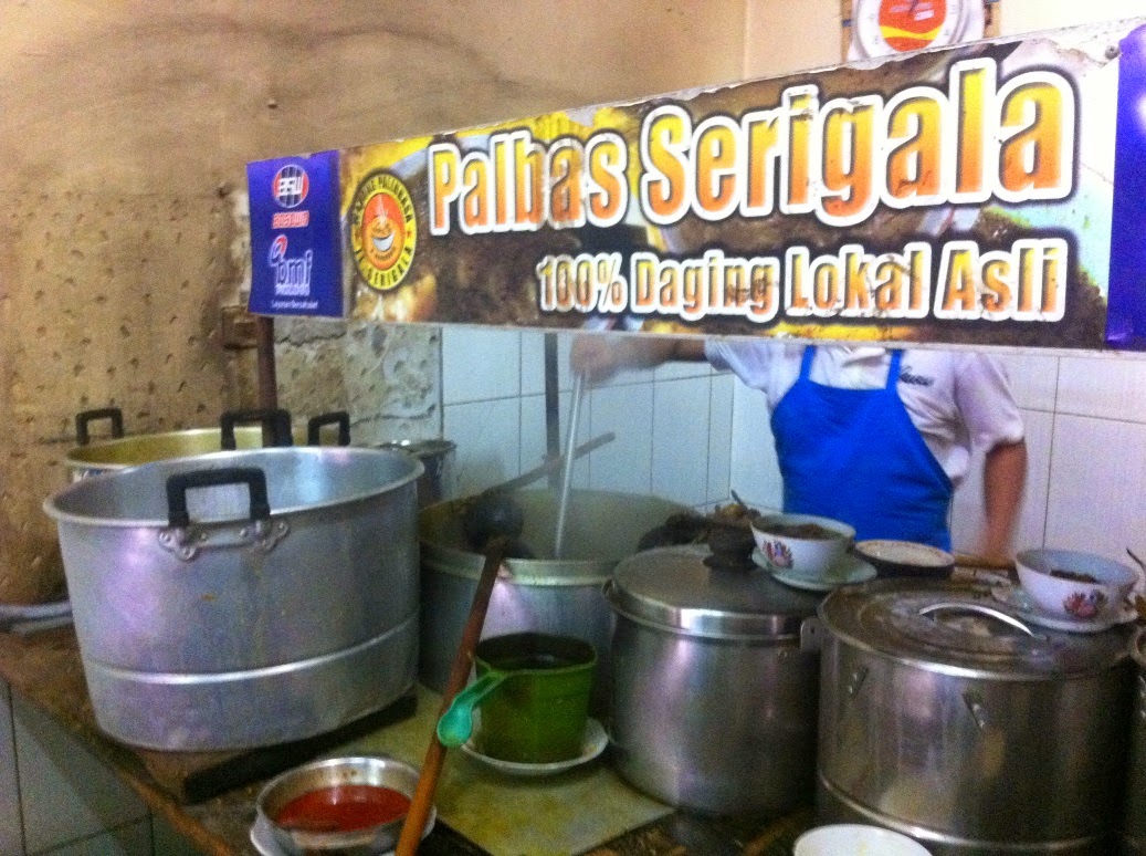 Wisata Ke Kota Makasssar Yuuuk: Sedapnya Pallu Basa Serigala, Palu Basa ...