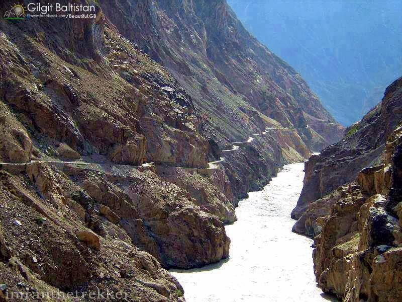 Explore the Beauty of Pakistan: Gilgit Baltistan is Heaven on earth