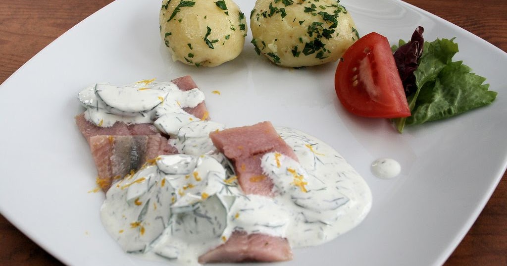 Sałatka z matjasów | Facet Na Talerzu