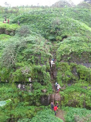 Best Tourist Places: Mahuli Fort Trek