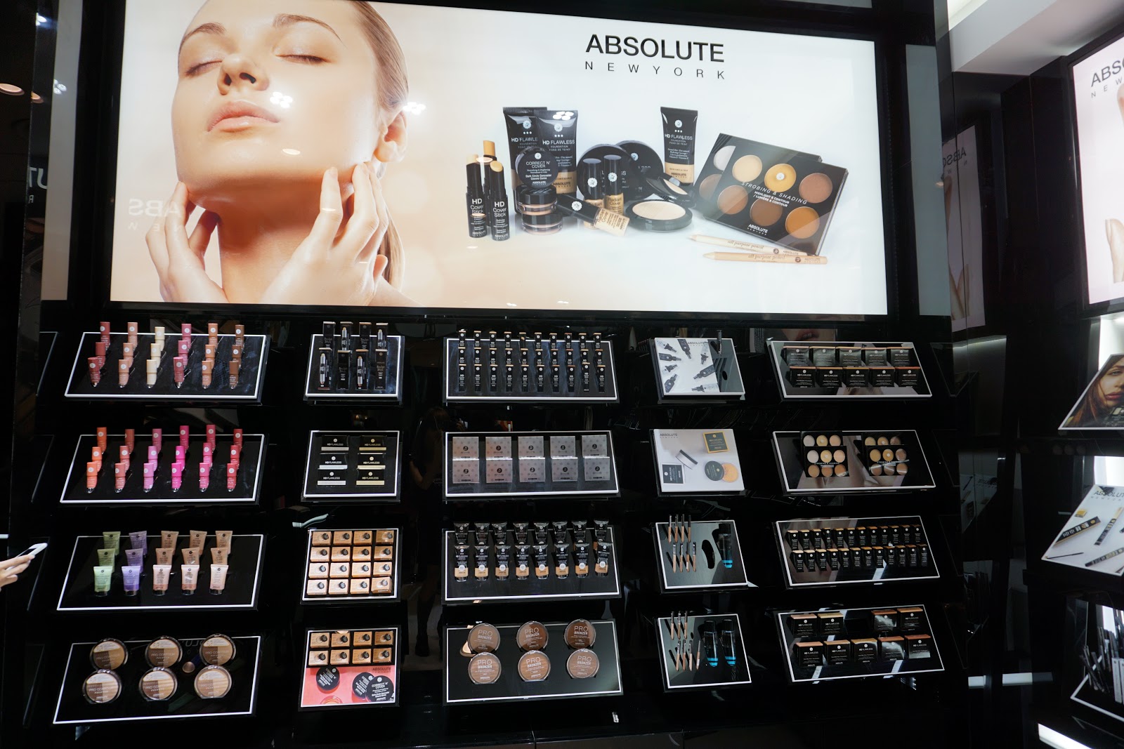 [New Store Opening]: Absolute New York - Stevie Wong