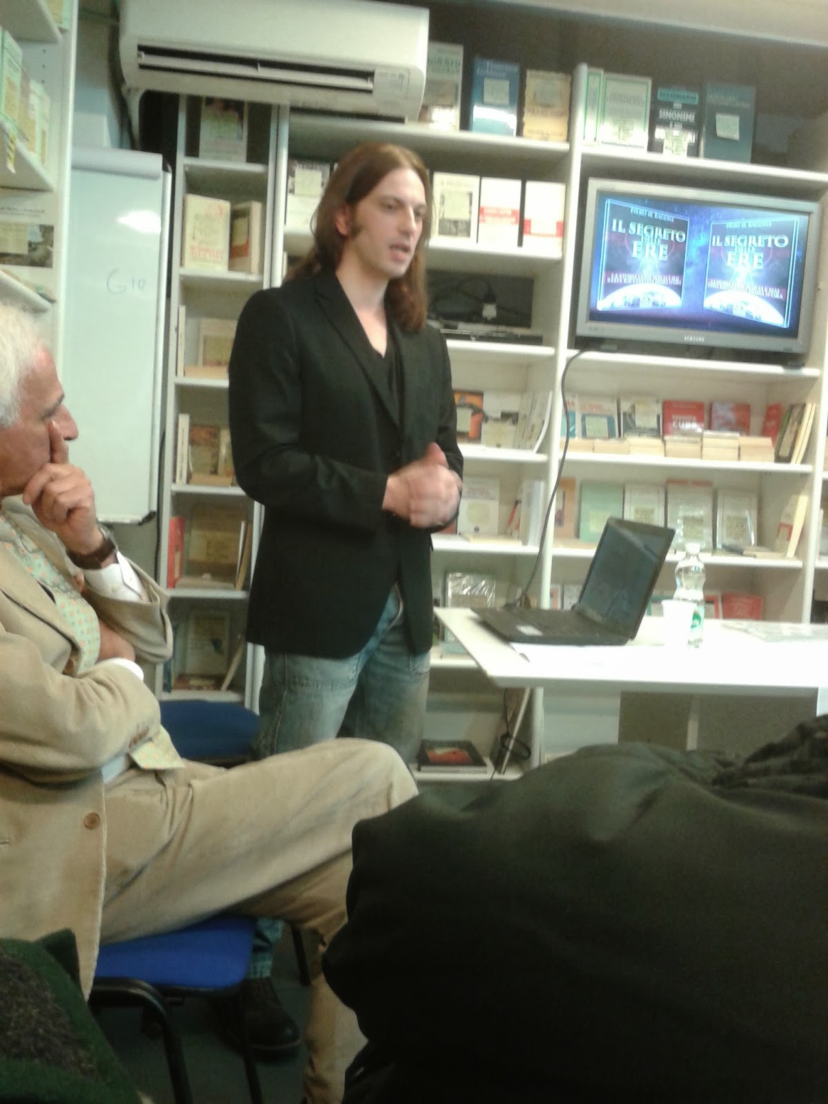 PUGLIA FREE FLIGHT: LIBRI :" Il Segreto delle Ere" di Piero M. RAGONE