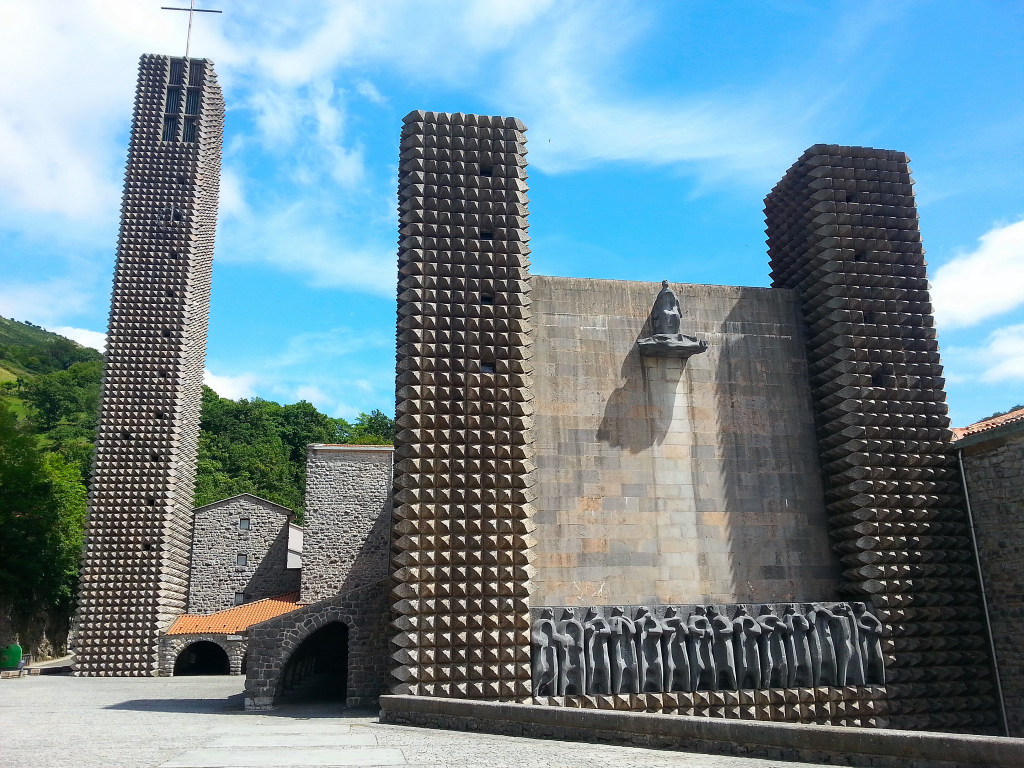 Santuario de Aránzazu-Campas de Urbia