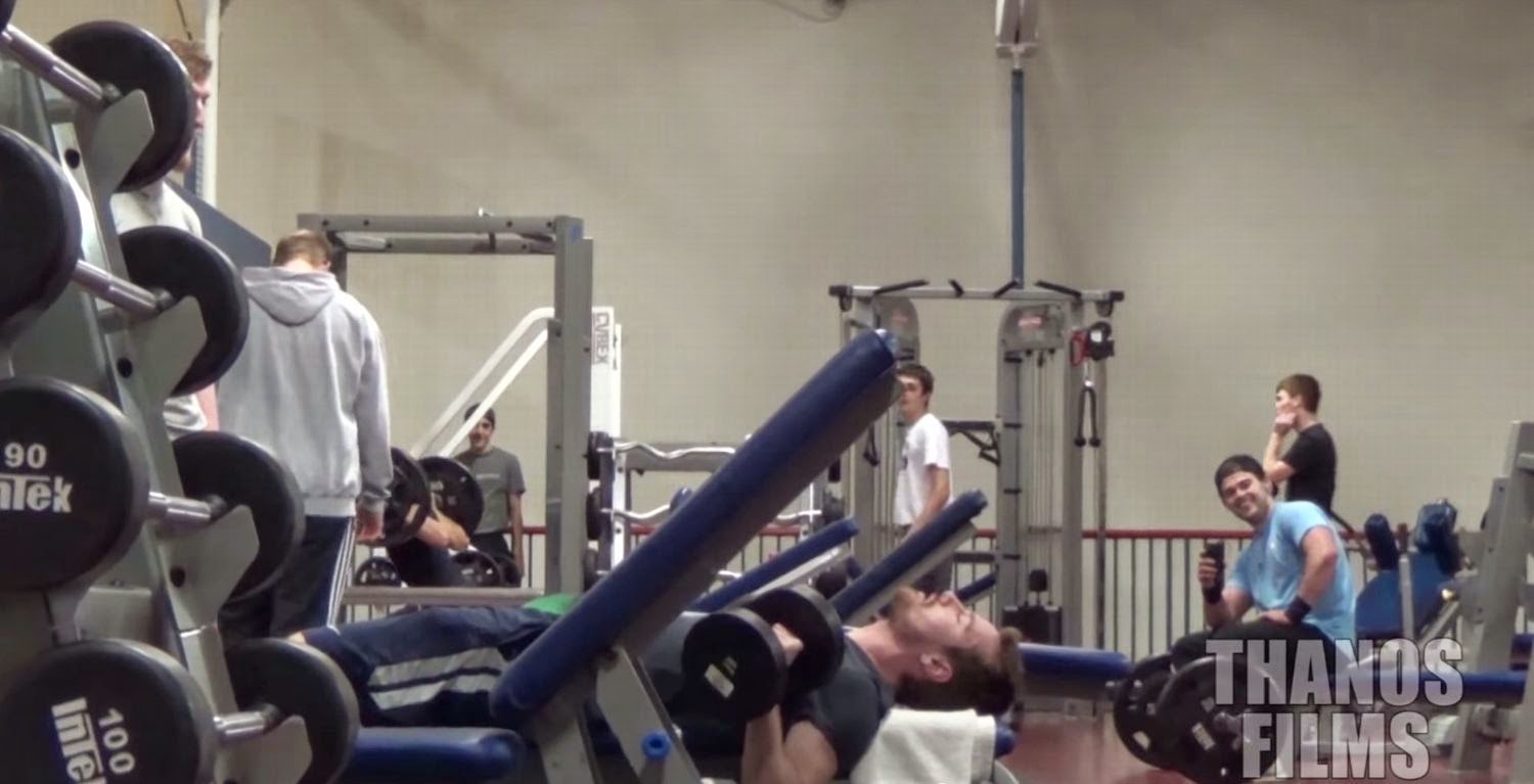 GRUNTING AT THE GYM PRANK - Best Way To Fun