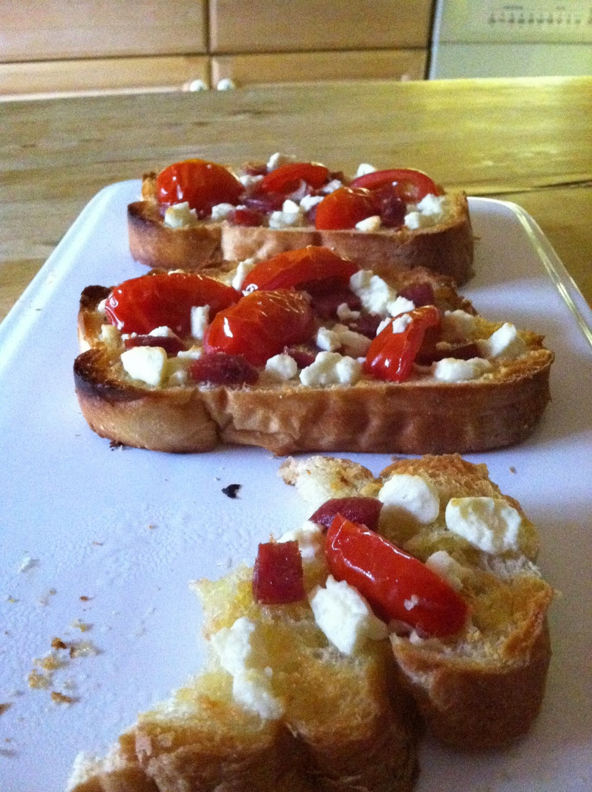 Cocinando desde América: Tostada con tomate y queso feta