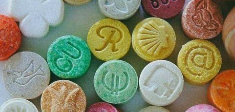 INALUD - Instituto Nacional de Luta Anti - Drogas: LSD & Ecstasy