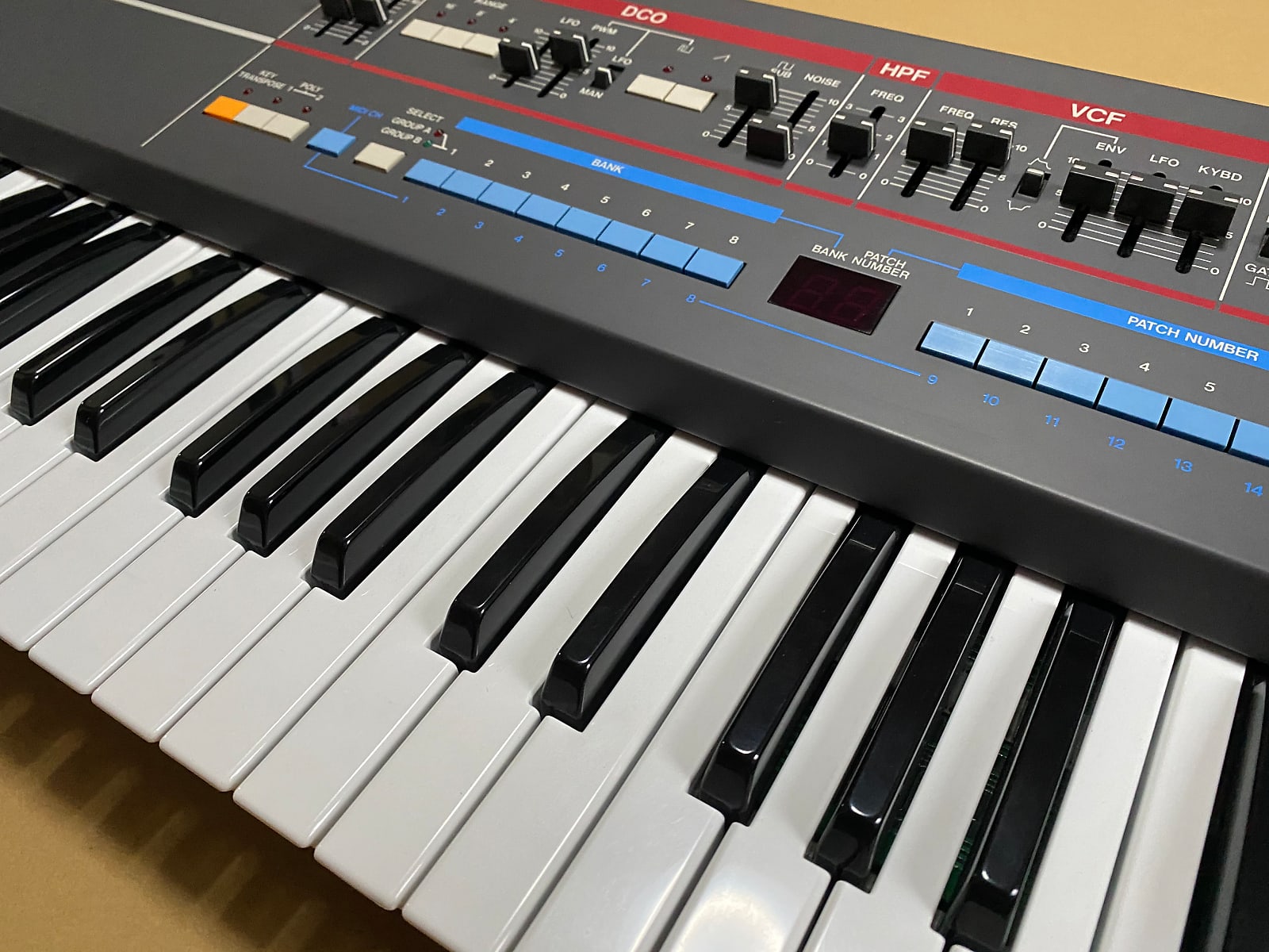 MATRIXSYNTH: Minty Clean Roland Juno-106 w/ Extras