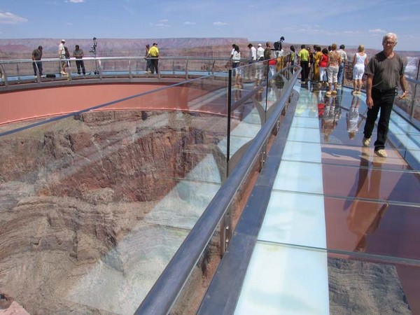 Top World News: Top 10 most unusual viewing platforms in the world