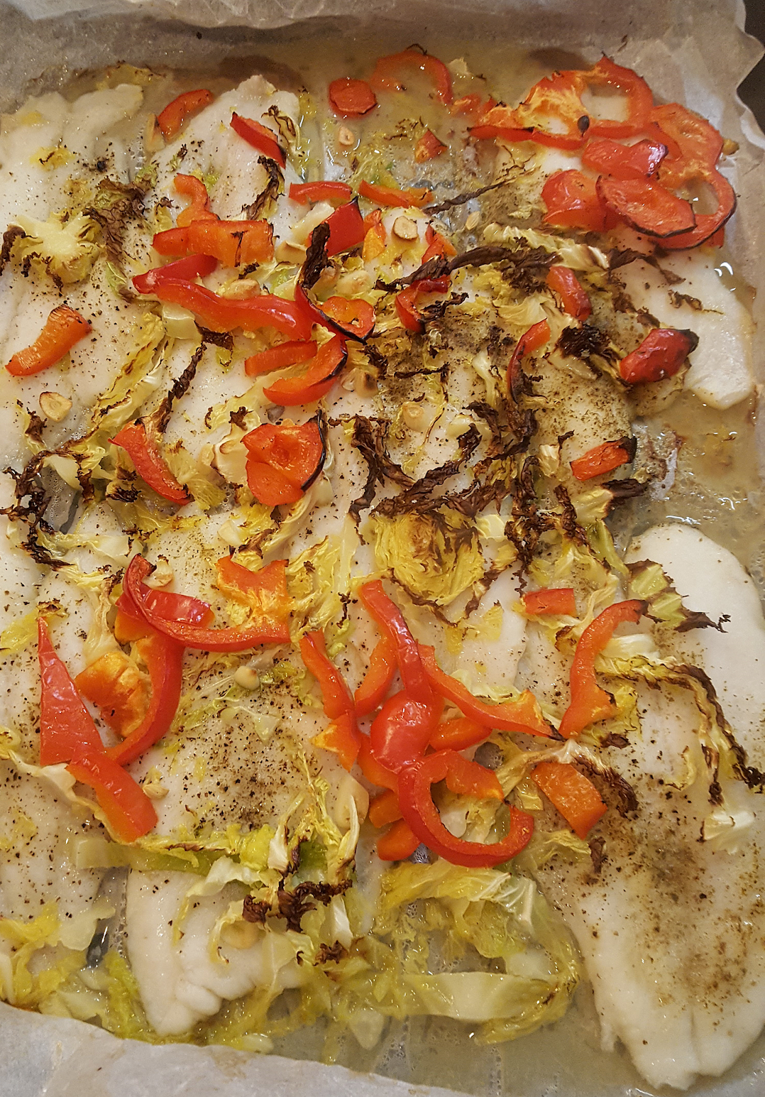 Filetes de Alabote com pimentos e couve