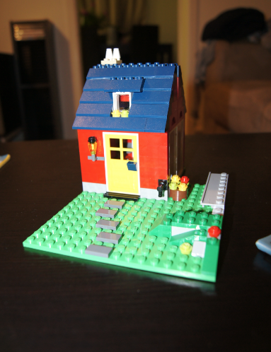 Lego- Small Cottage - Three B's Blog