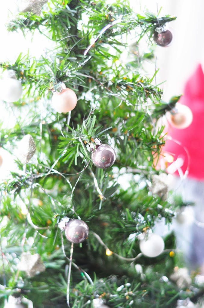 Elise Sonerud: Mini-juletreet er pyntet