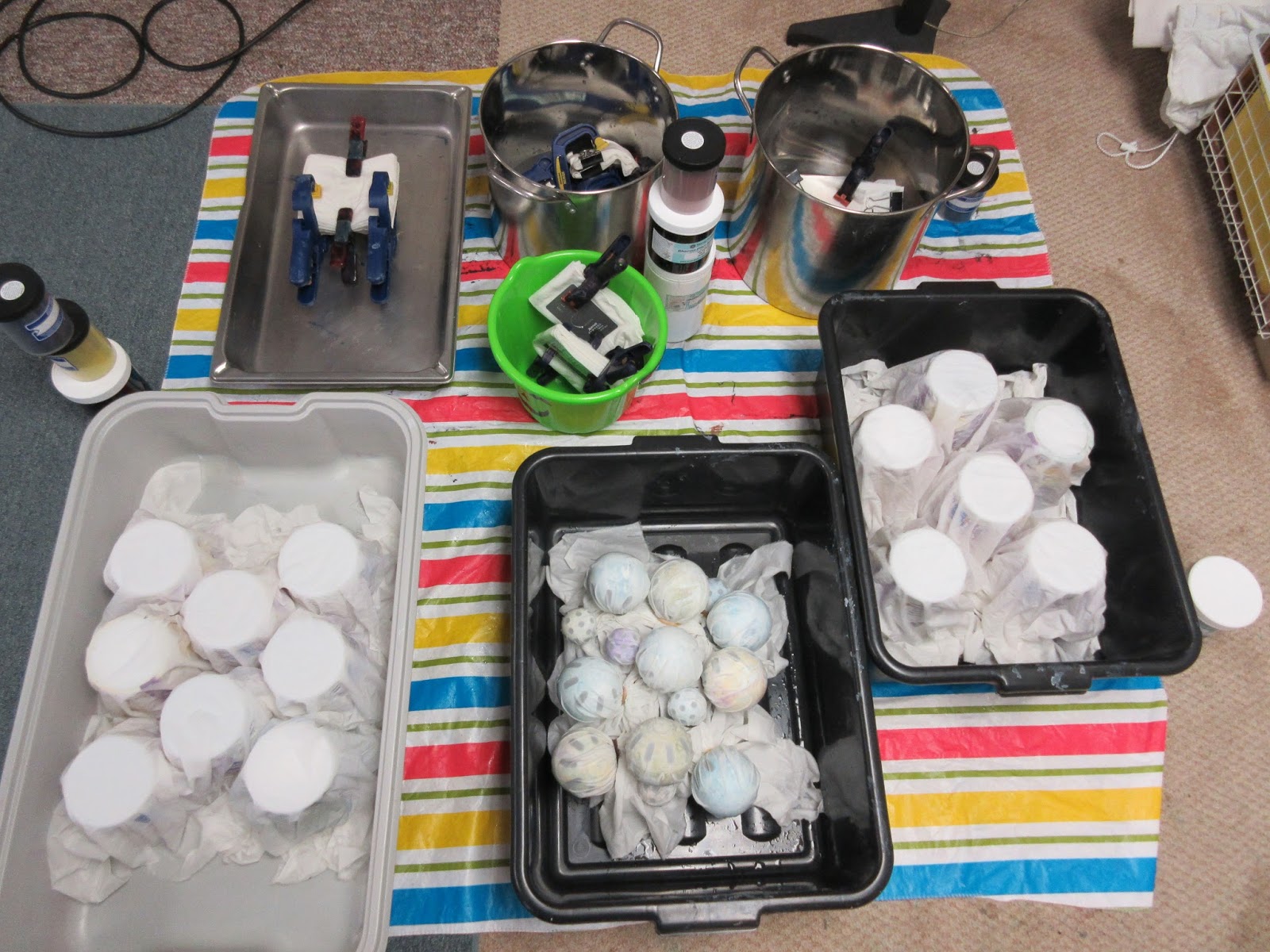 Carol R. Eaton Designs: 10" of Fresh Snow = Snow Dyeing Fun!