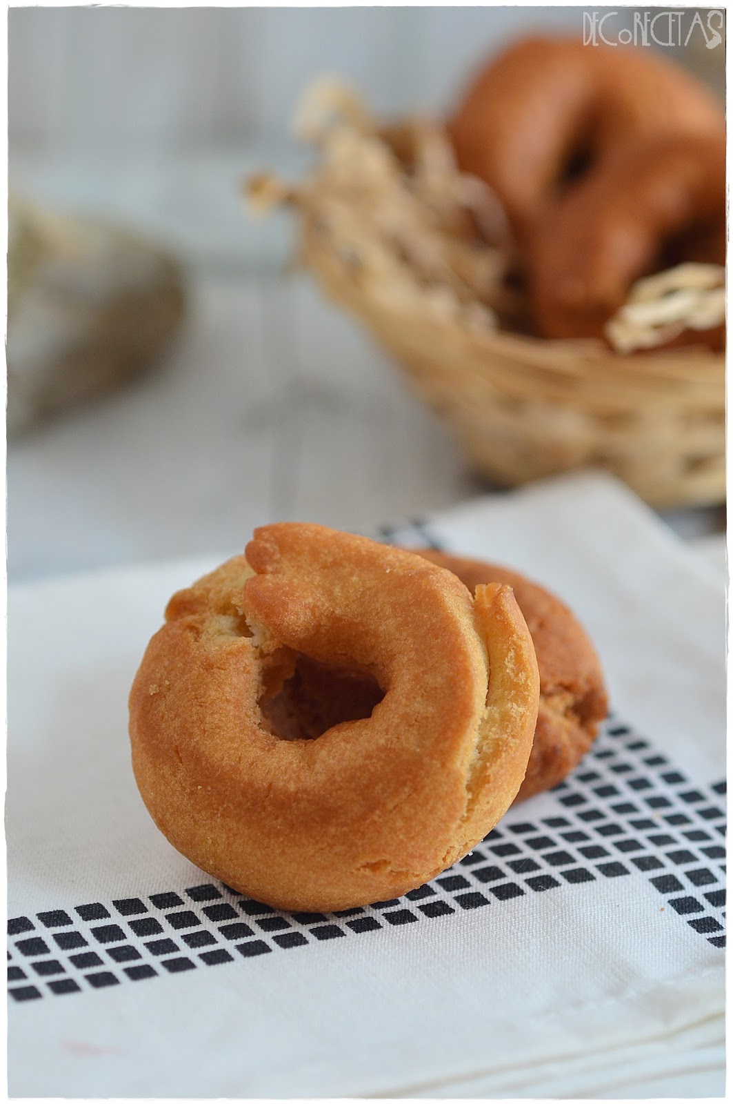 Rosquillas fritas | Receta tradicional y en Thermomix | DECORECETAS