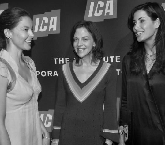 Libby Spears. Behind the smokescreen: Understanding the Commercial ...