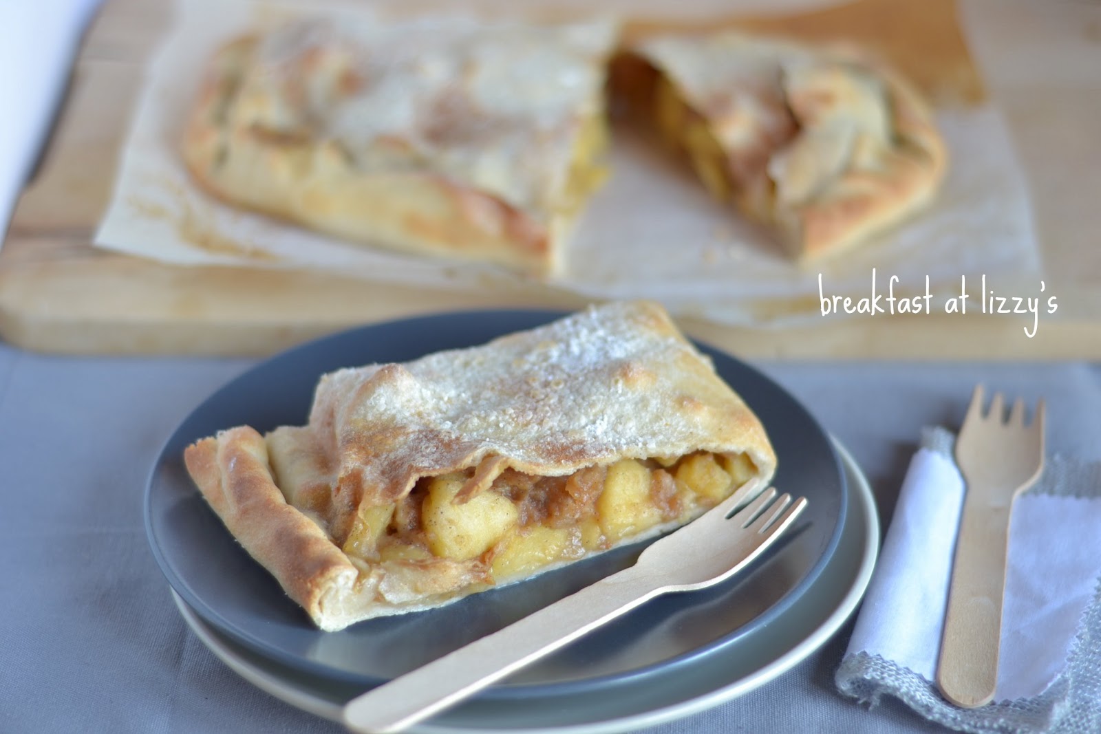 breakfast at lizzy's: Strudel di mele con pasta matta