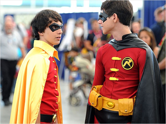 Free Desktop Wallpapers: Comic Celebrities