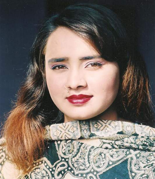 All Pashto Showbiz: The Best Pashto Actres Nadia Gull Hot Wallpapers