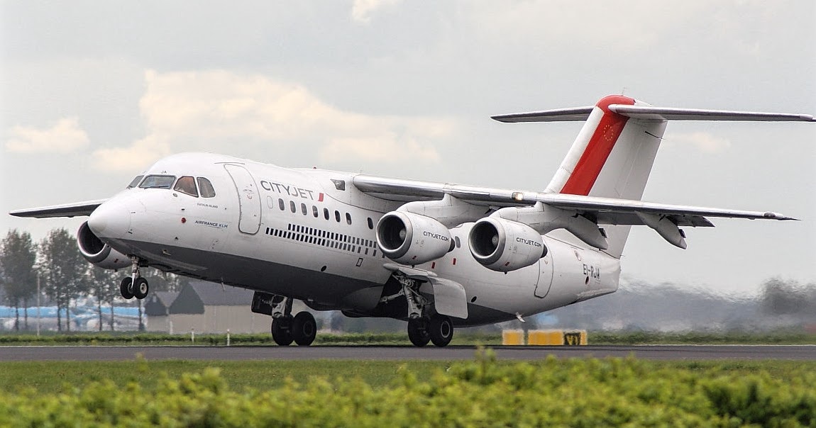 Avro RJ85 CityJet Takeoff - Aircraft News & Galleries | Flying Magazine