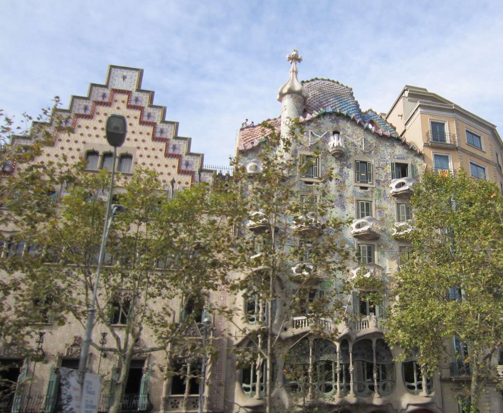 wacky tacky: Say Howdy to Gaudi!