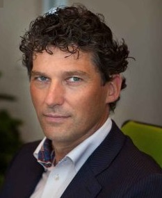 Jeugdzorg Dark horse - Archief: De zwevende feiten van Jan Dirk Sprokkereef