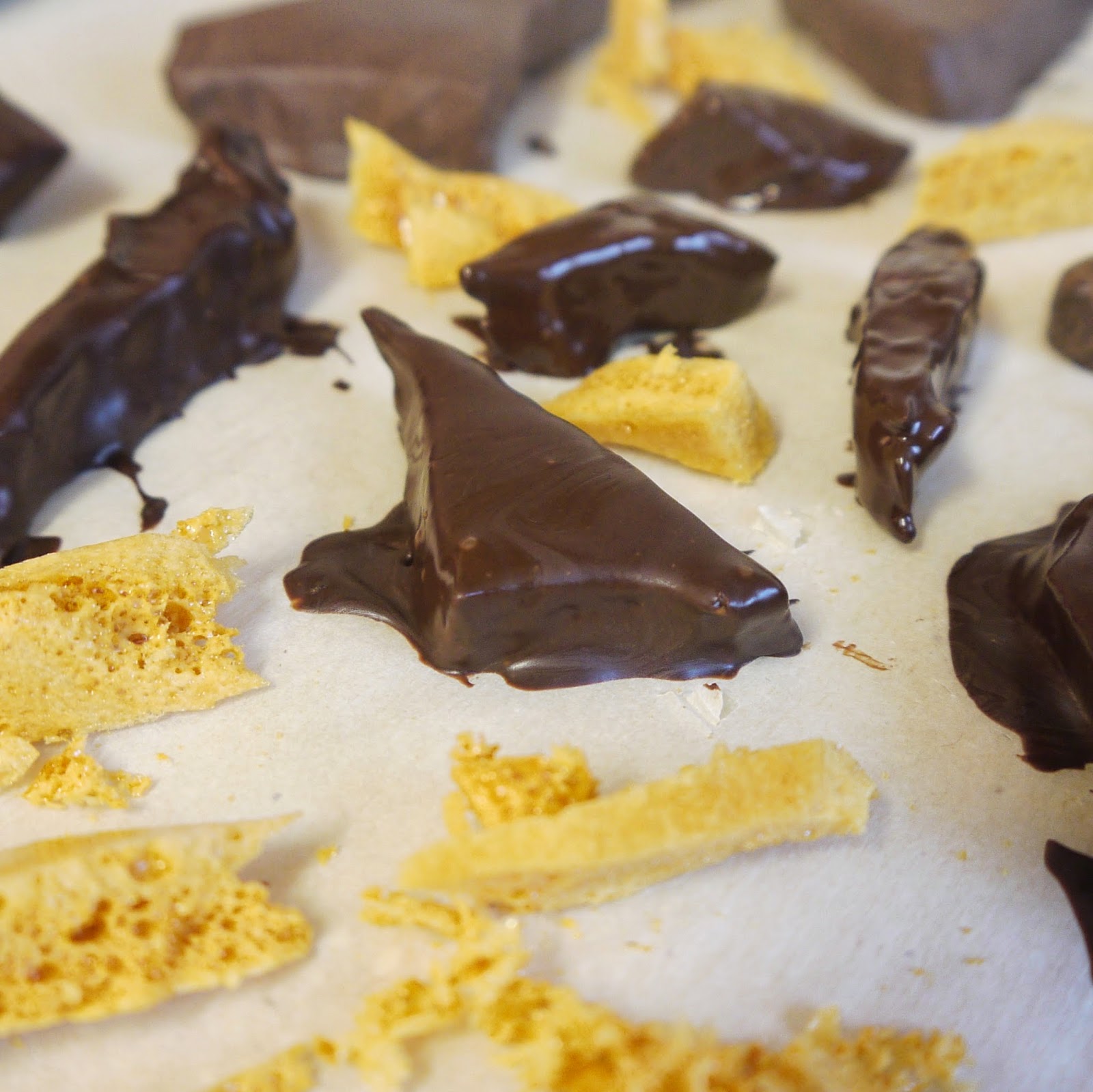 Being the Secret Ingredient: Honeycomb Candy (aka Seafoam, aka Fairy Food)