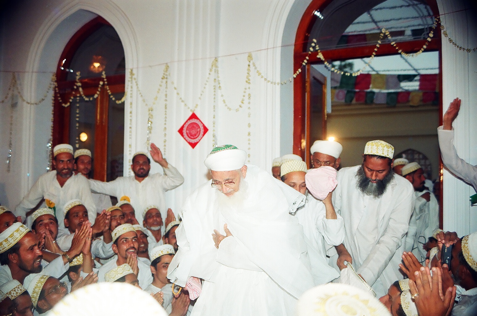 AQA MOLA (T.U.S.) ARRIVAL IN SUWASRA 09/zilqaad /1416H. | SUWASRA JAMAAT