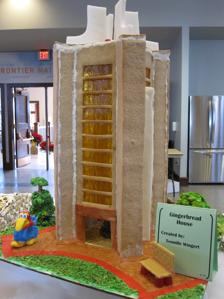 Amy Bradley Designs: Gingerbread Houses Galore!