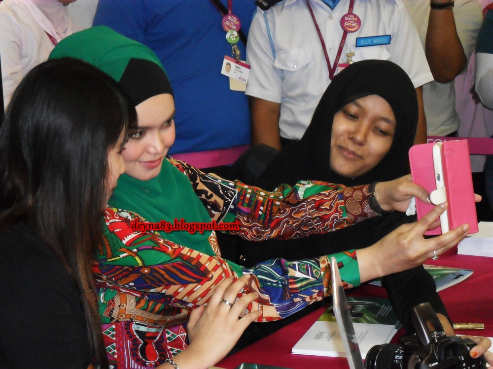 deyna83: Jumpa Siti Nurhaliza Di Aeon Wangsa Maju (Alpha Angle)-Part 2