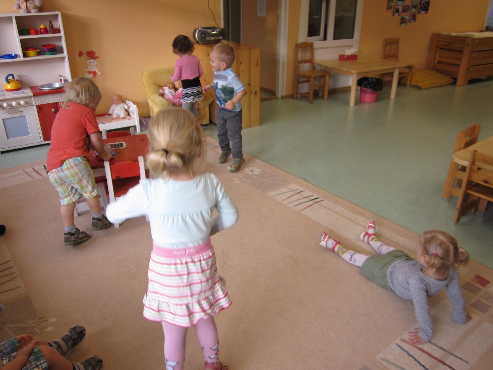 SUITSUPÄÄSUPESA KRÕLLID: TÄNA OLI MEIL TÕELINE RONGISÕIDUPÄEV.