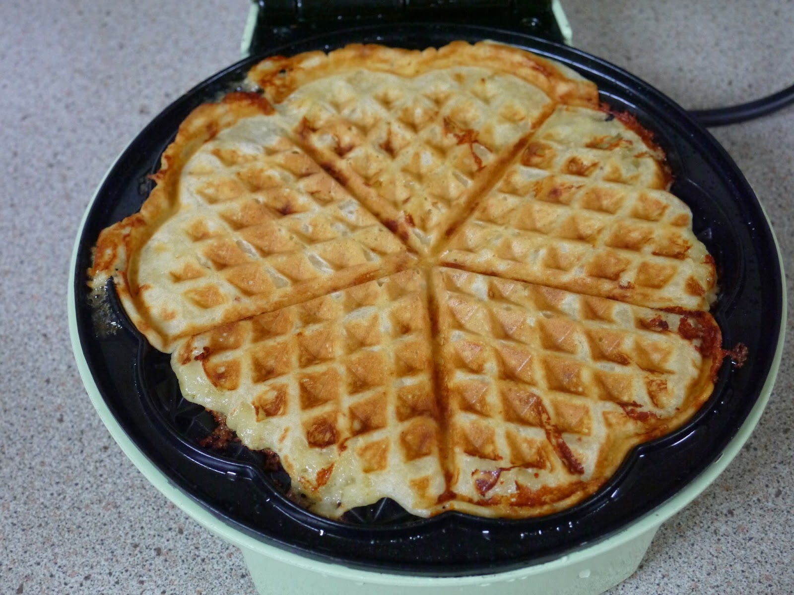 This Muslim Girl Bakes: Cheddar Waffles with Fried Chicken and Gravy