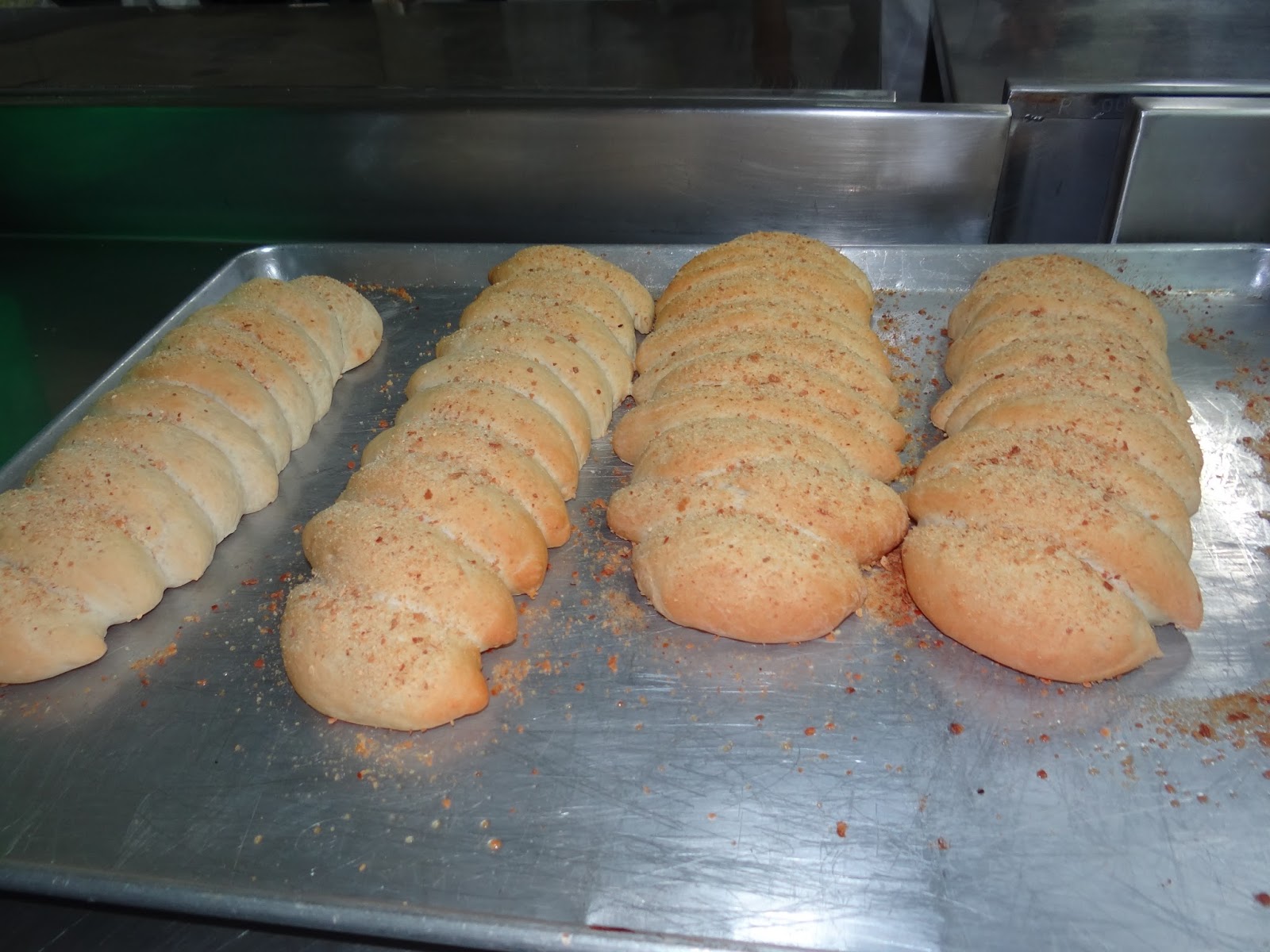 Panaderia Artesanal Delicatessen Nelleke: Pan Frances (Manitas)