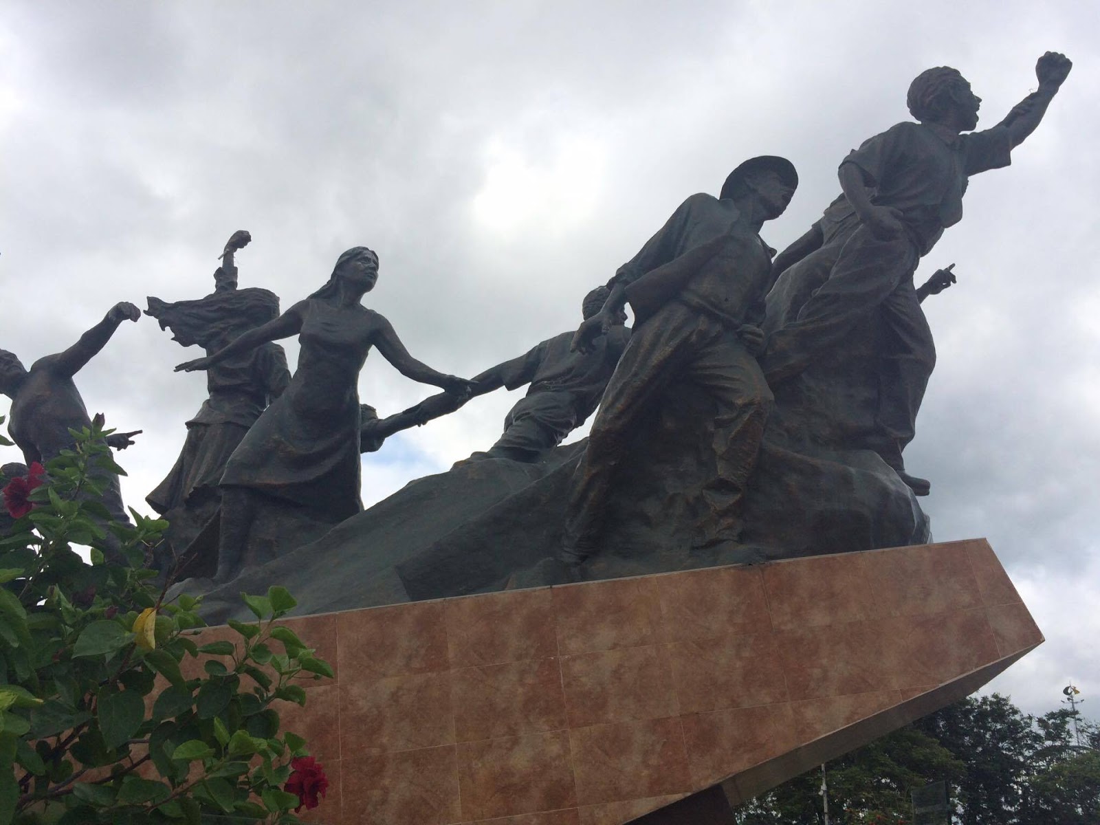 Portafolio de Business: TOUR HISTÓRICO DE LA UTMACH