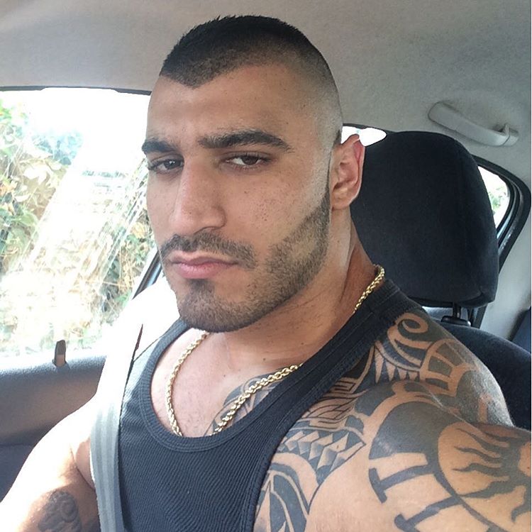 Muscle Lover: Israeli muscle hunk Aviv Mesika