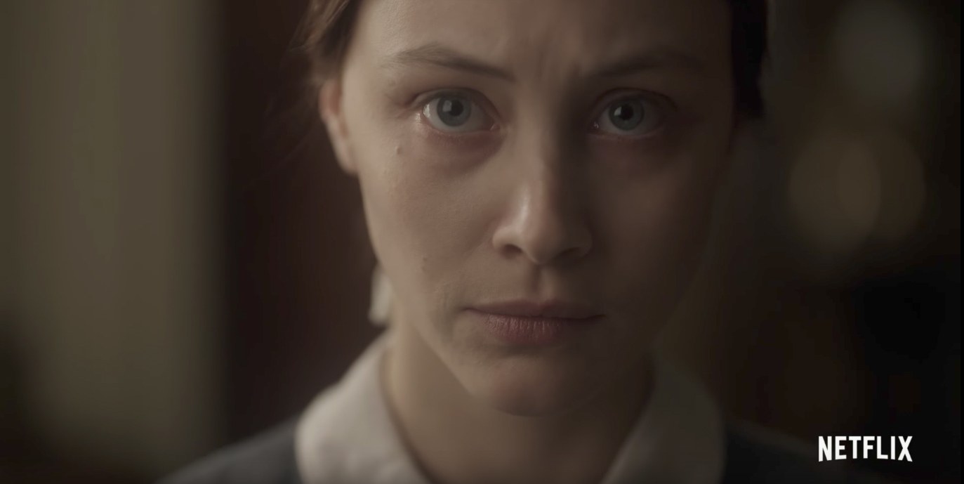 Alias Grace: Sarah Gadon as the murderess Grace Marks [Review] #book2movies