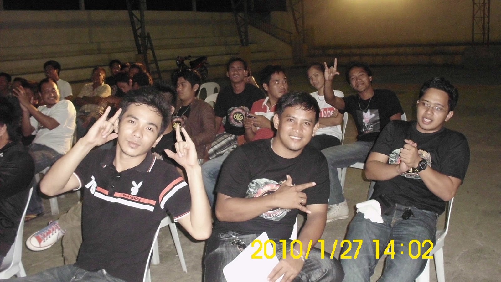 alpha kappa rho: AKP CHRISMAST PARTY