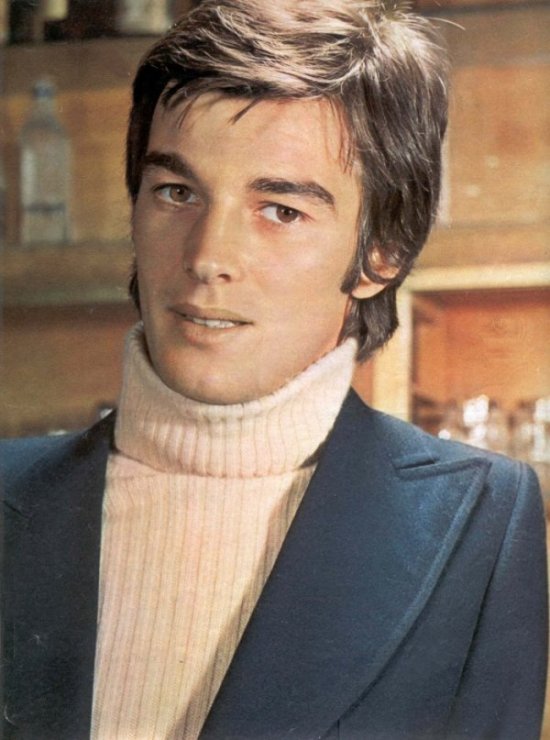 FOTONOVELAS / FOTOROMANZI: ♥ MAX DELYS ♥