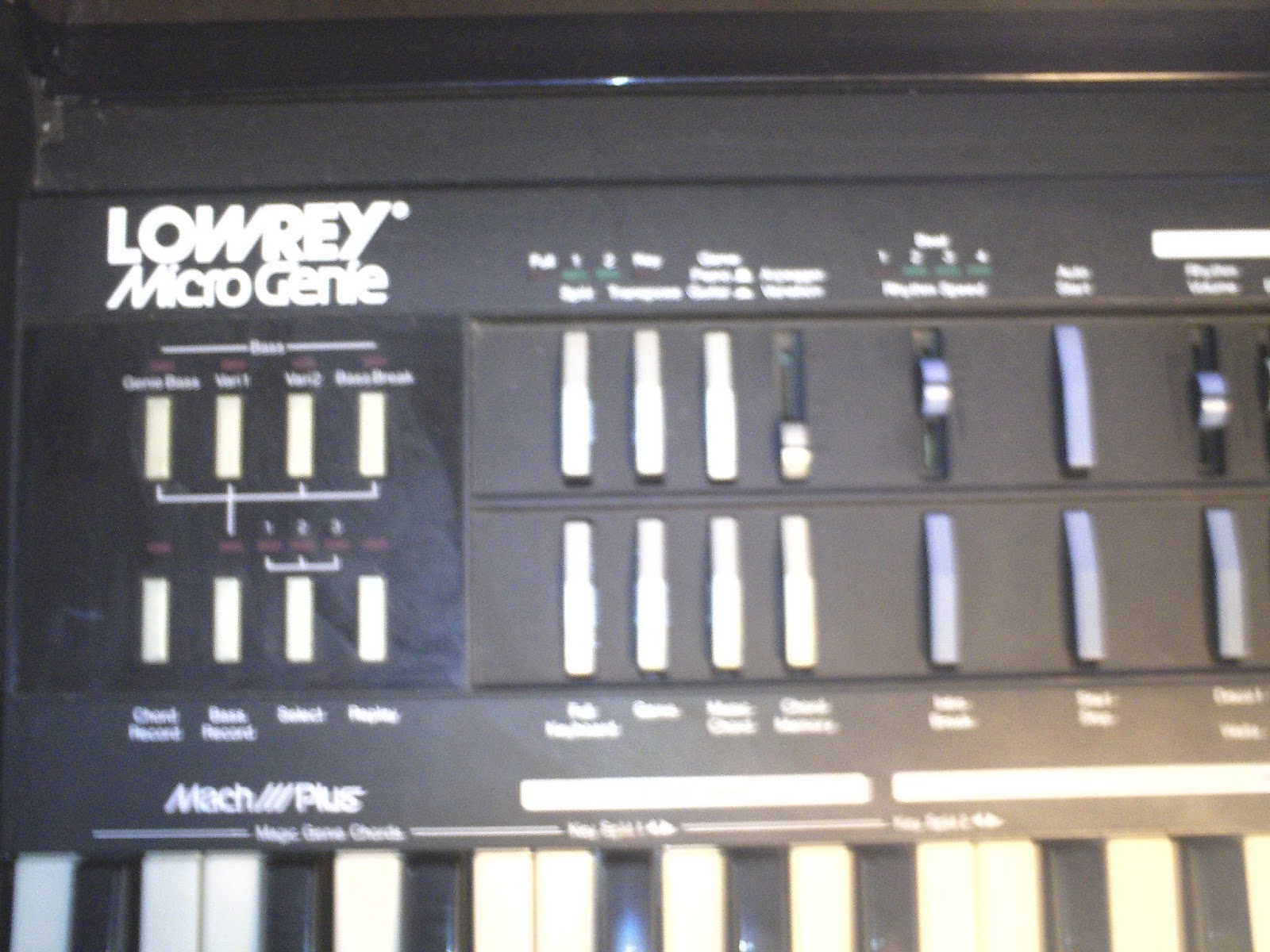 Audio Trough: Instrument Review - Lowrey Micro Genie V-120 a.k.a. JVC ...