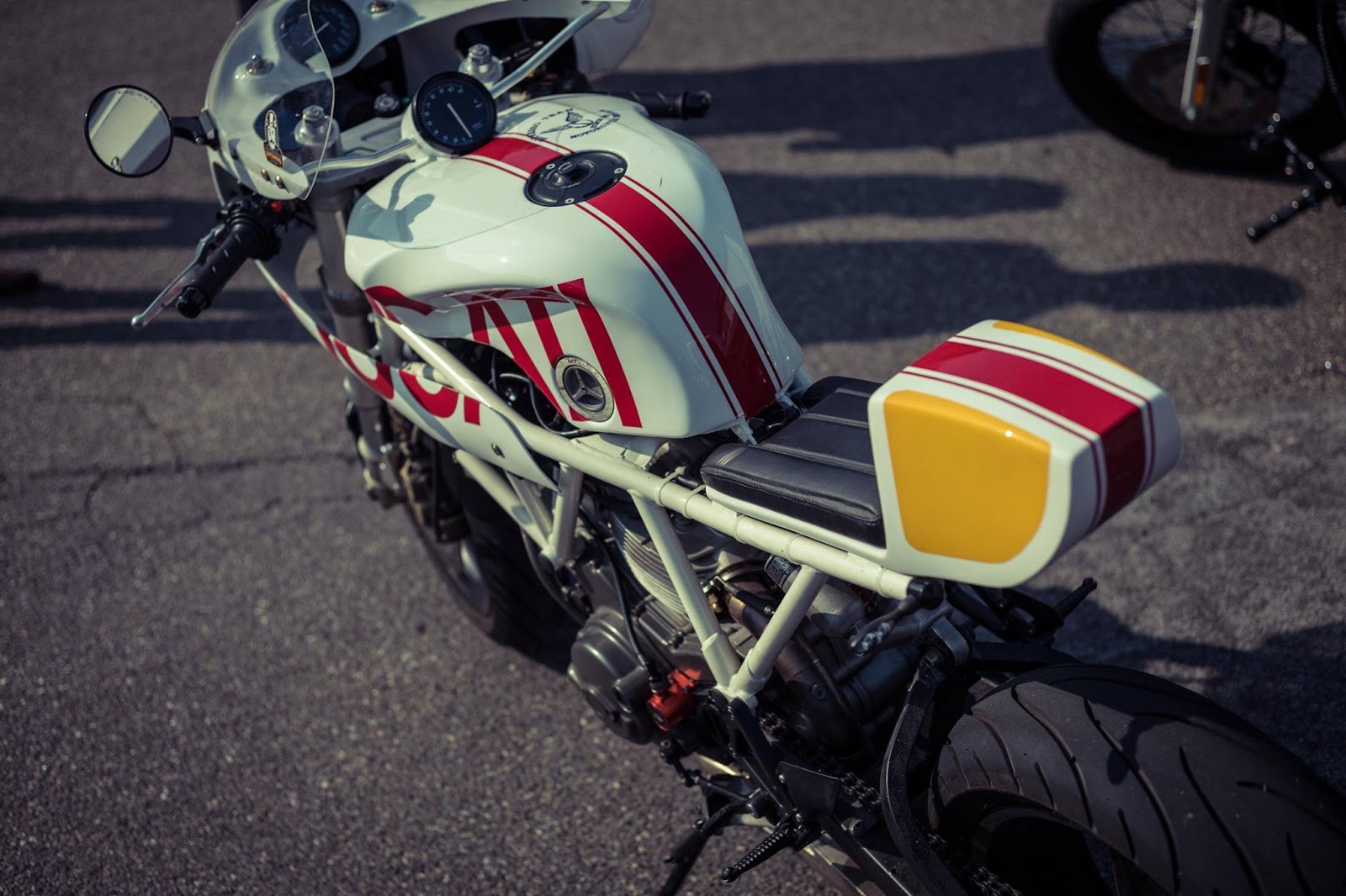 750 SS / Espresso Team Cafe Racer