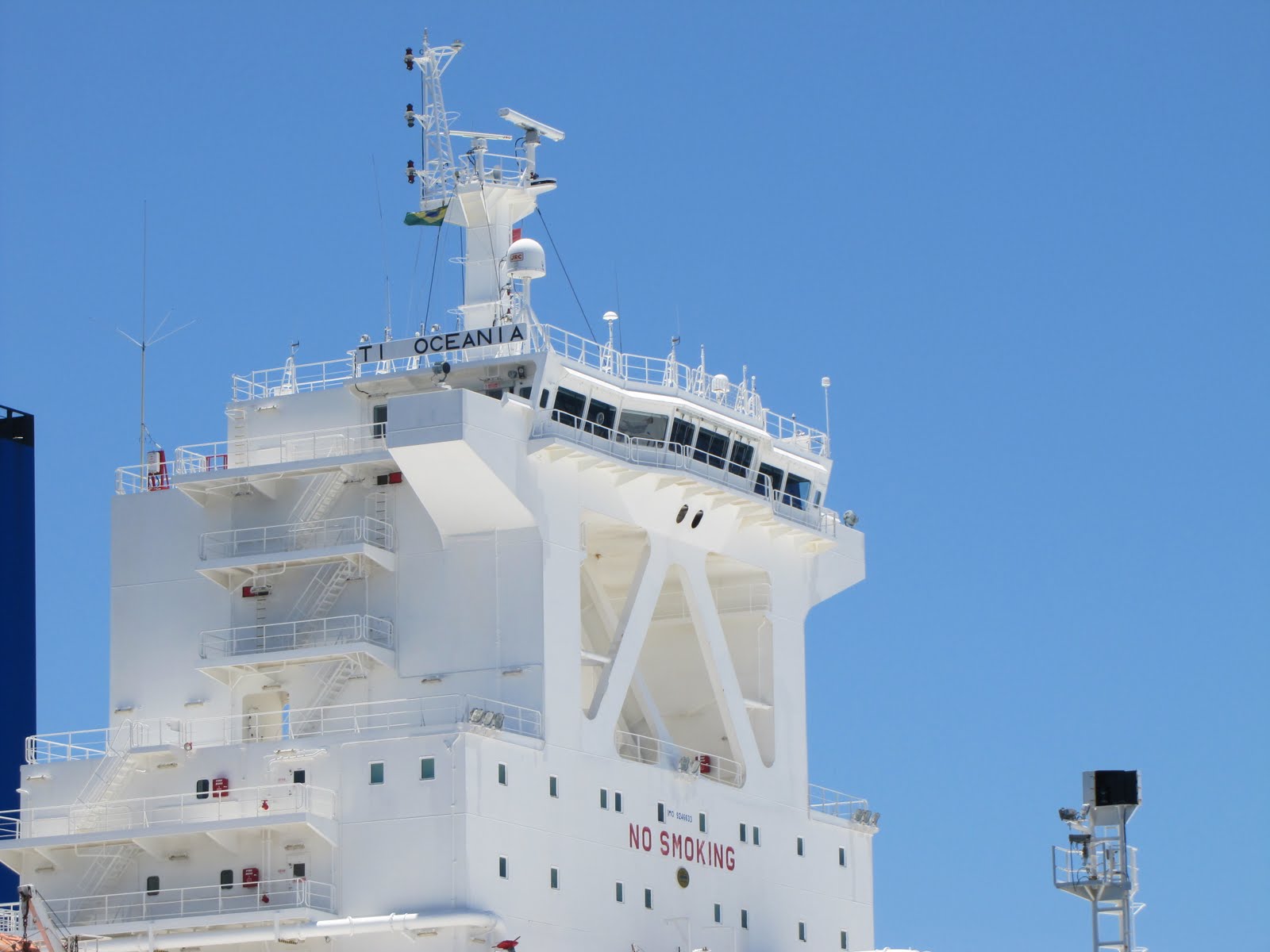 Navios em Santos: TI Oceania: Um dos maiores do mundo esteve no Brasil.