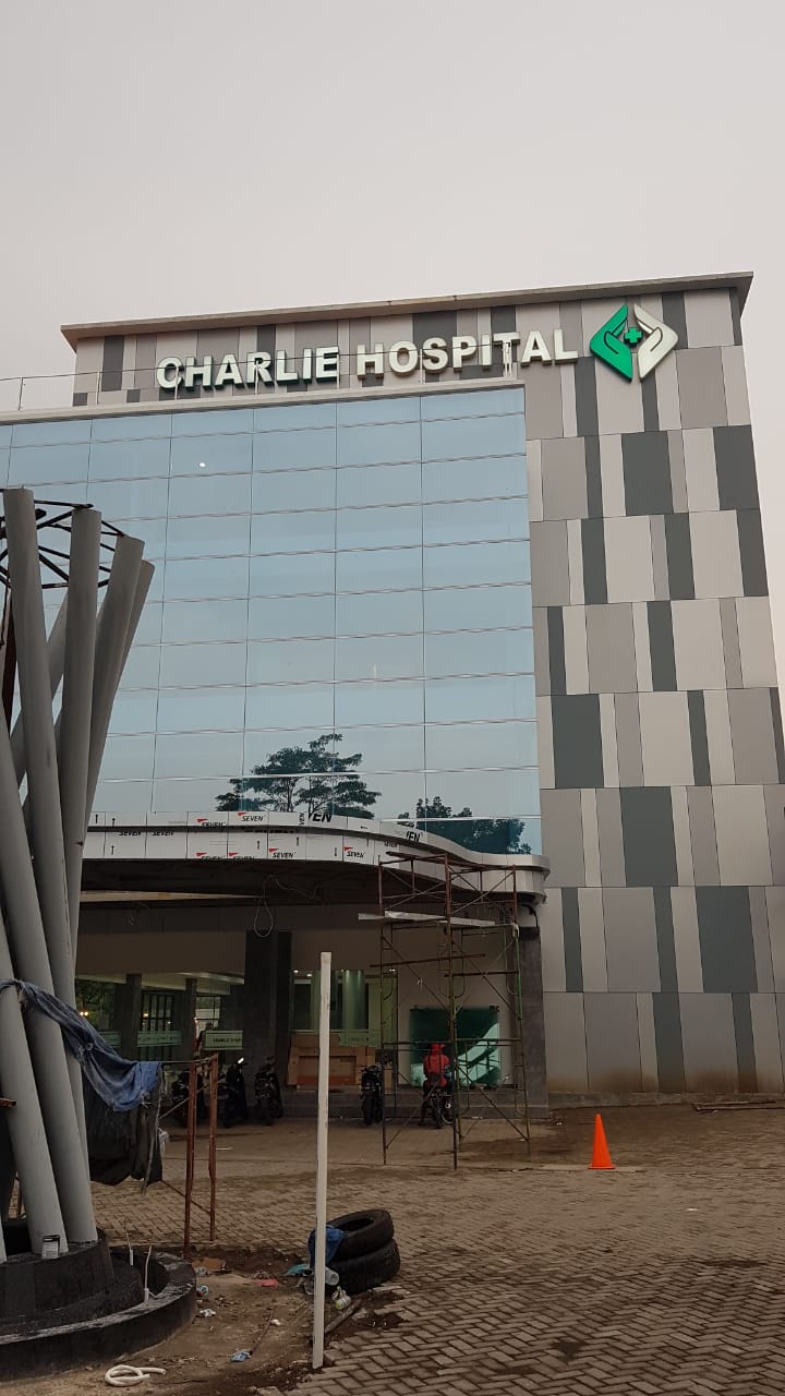 CHARLIE HOSPITAL SEMARANG - KARYA MANDIRI ADVERTINDO