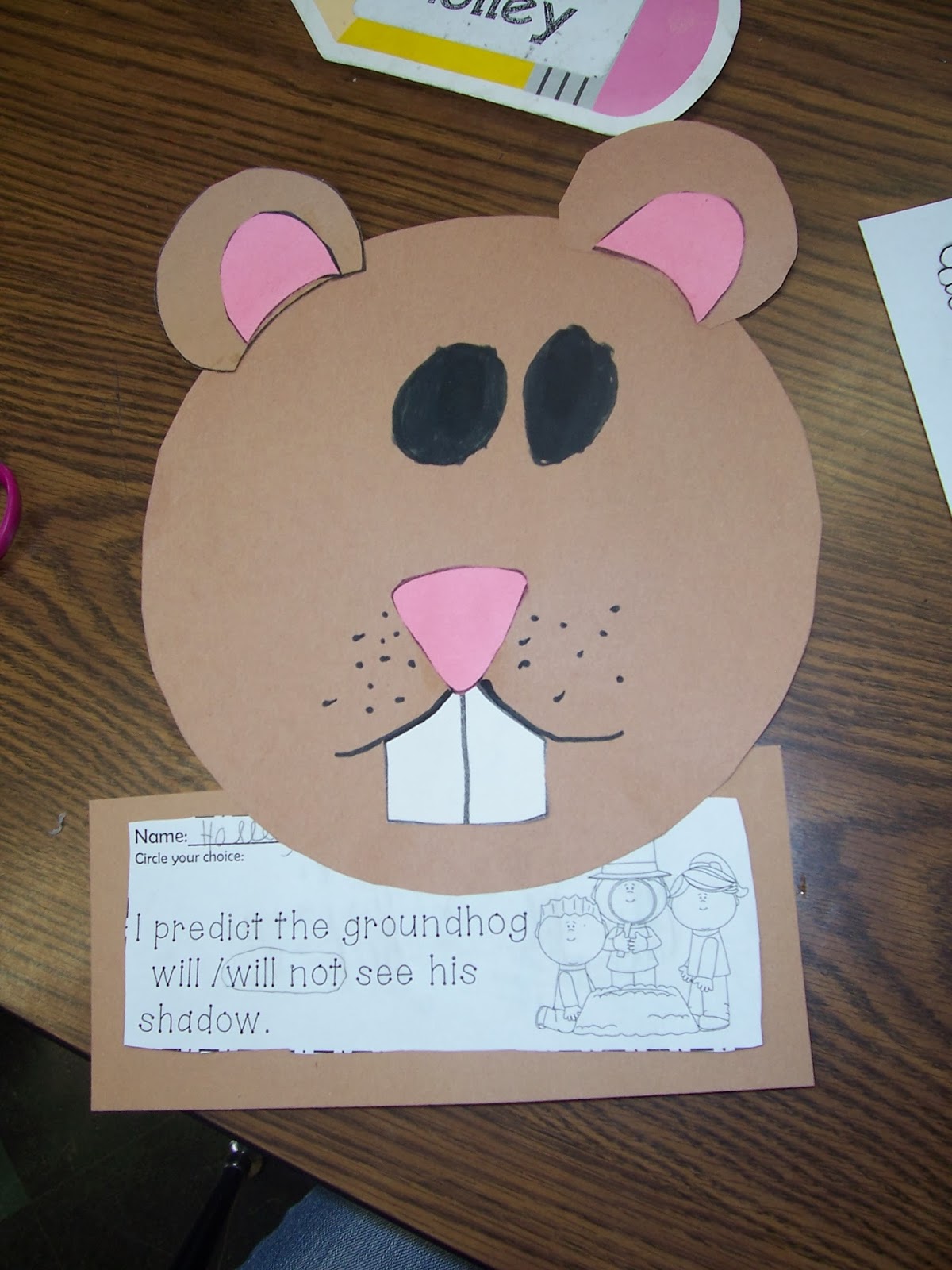 Second Grade Signpost: Tried-It-Tuesday - Groundhog Day! {Craft Freebie}