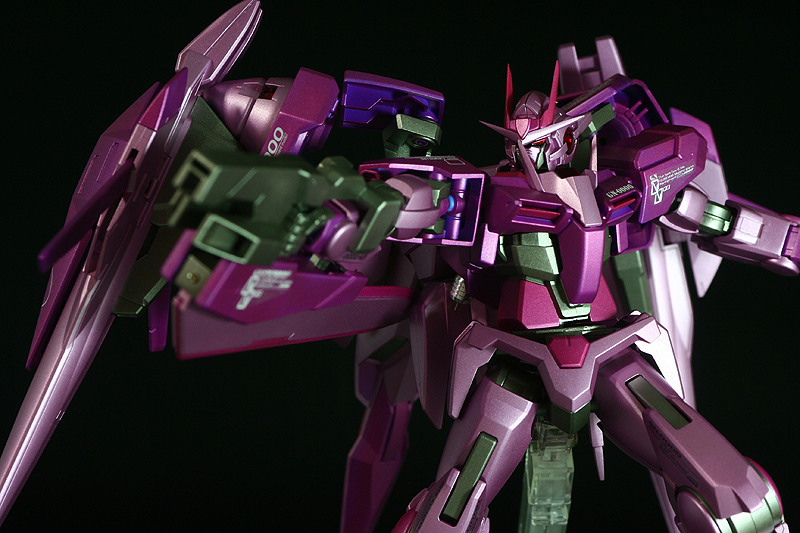 GUNDAM GUY: 1/100 GN-000+GNR-010 00 Raiser Trans-AM - Painted Build