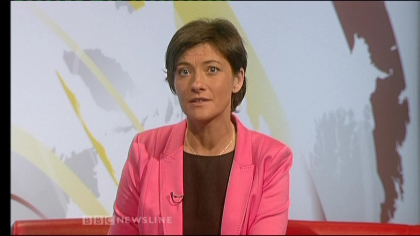 UK Regional News Caps: Jo Scott - BBC Northern Ireland (Newsline)