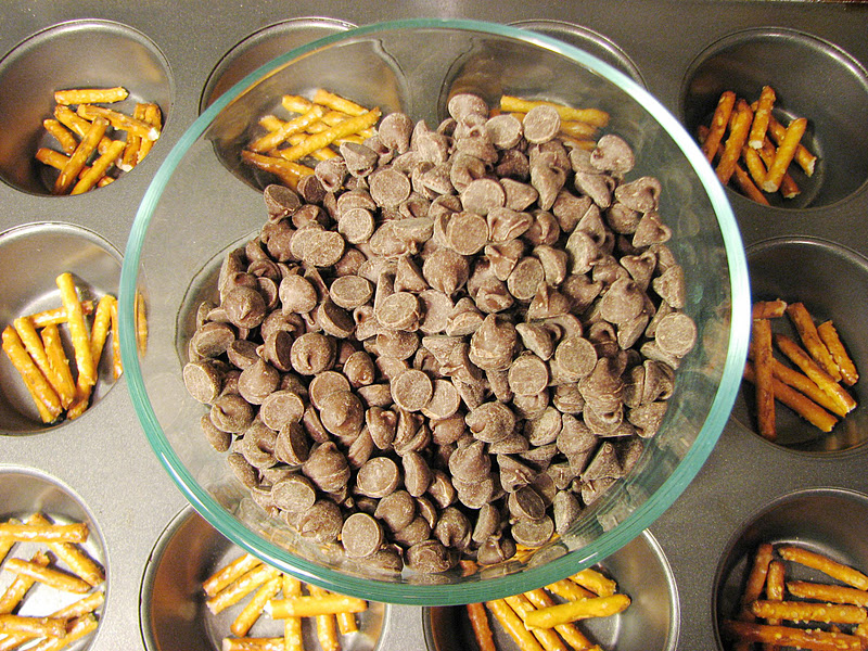 Ashleigh's Kitchen: Minty Bark Bites