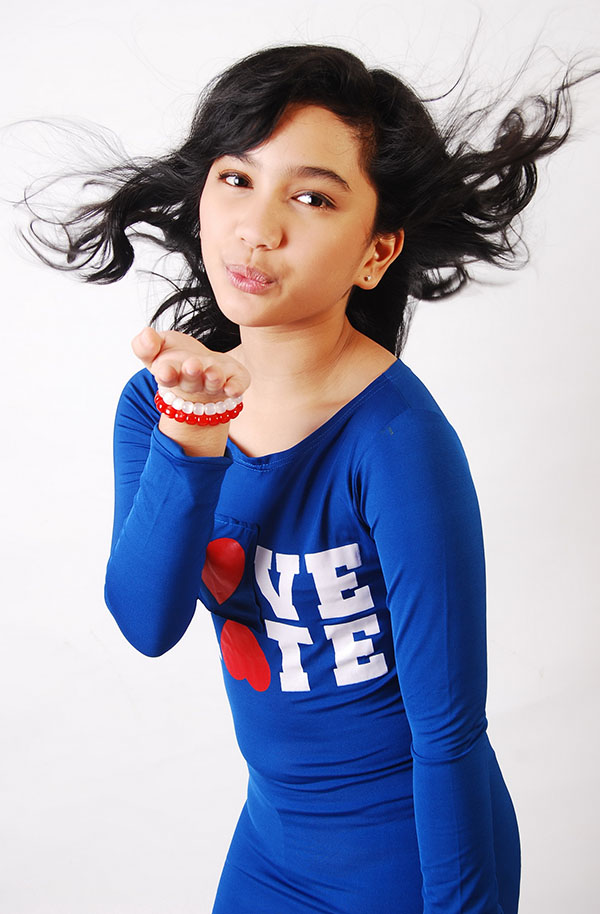 Profil Lengkap Rachel Amanda Aurora Lengkap dengan Foto, dan Agama dan Perjalanan Karirnya - BIOARTS