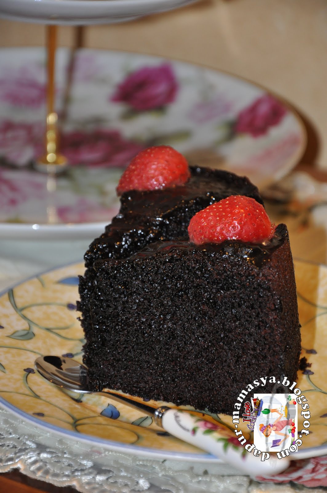 Dapur Mamasya: Moist Cho Cake 2 & birthday