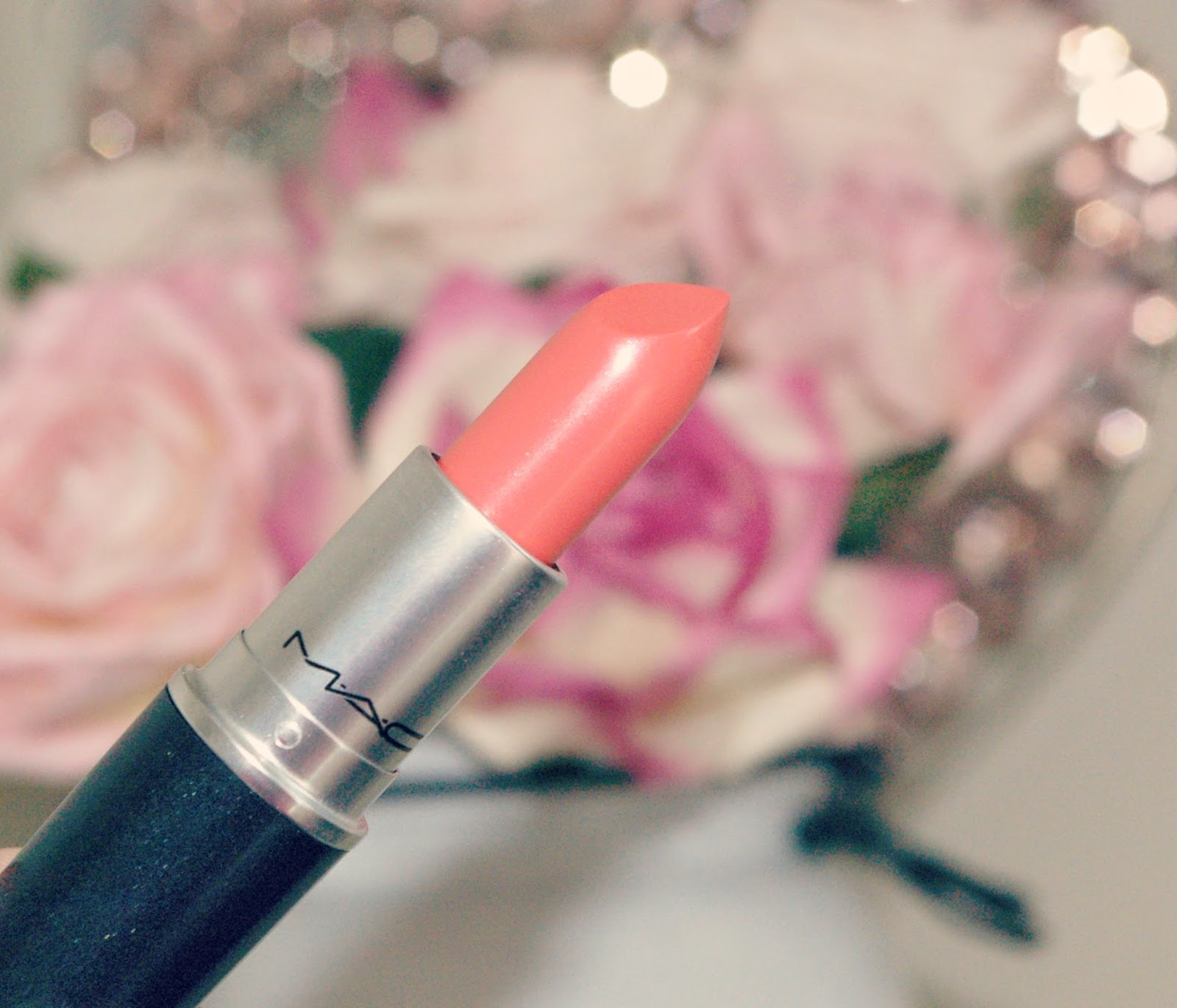 ♥ TiffanysBeautyBox ♥: REVIEW // MAC Coral Bliss Lipstick ♥